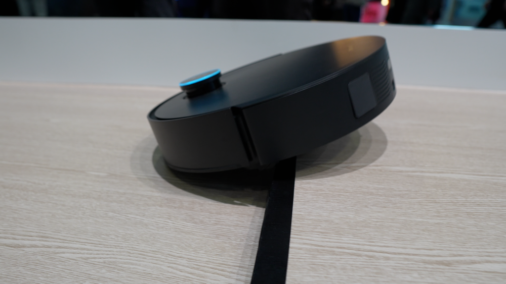 Dreame X50 Ultra Review: A Robot Vacuum and Mop that LEAPS