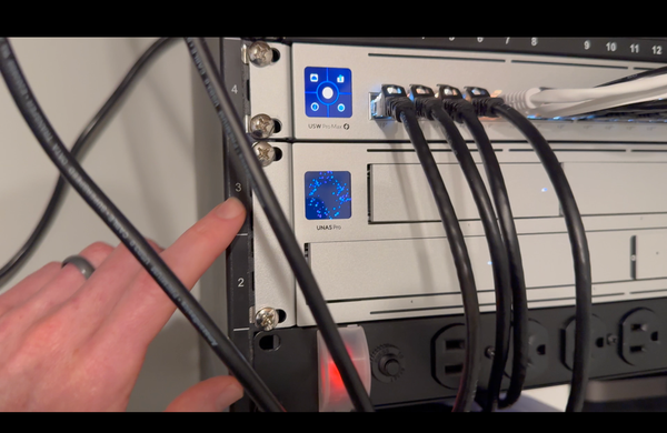 Ubiquiti UniFi Home Network and Rack Setup 2025