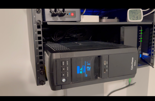 Ubiquiti UniFi Home Network and Rack Setup 2025