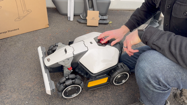 Mammotion LUBA mini AWD: Almost Perfect